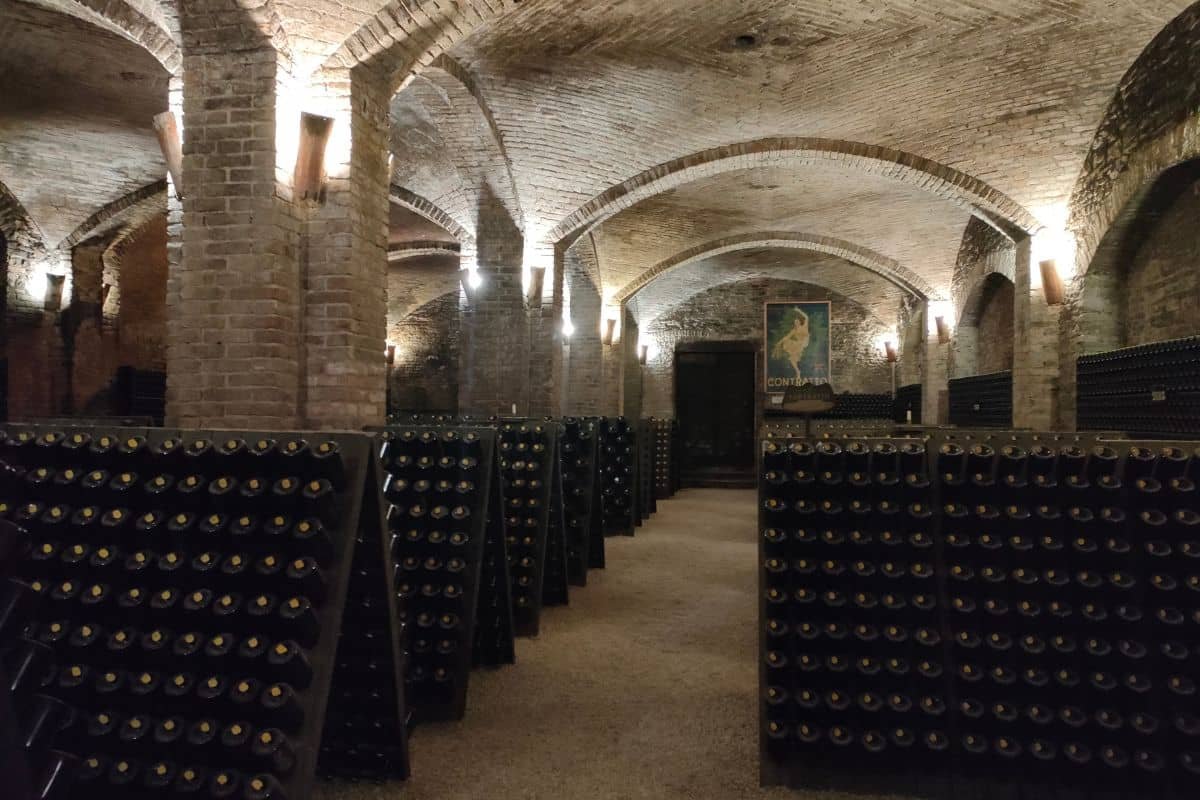 Le Cattedrali Sotterranee di Canelli, dove nasce l’Asti Spumante